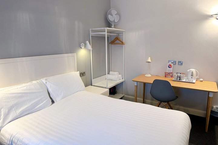 Legends Hotel Brighton Brighton | Bookonline.com