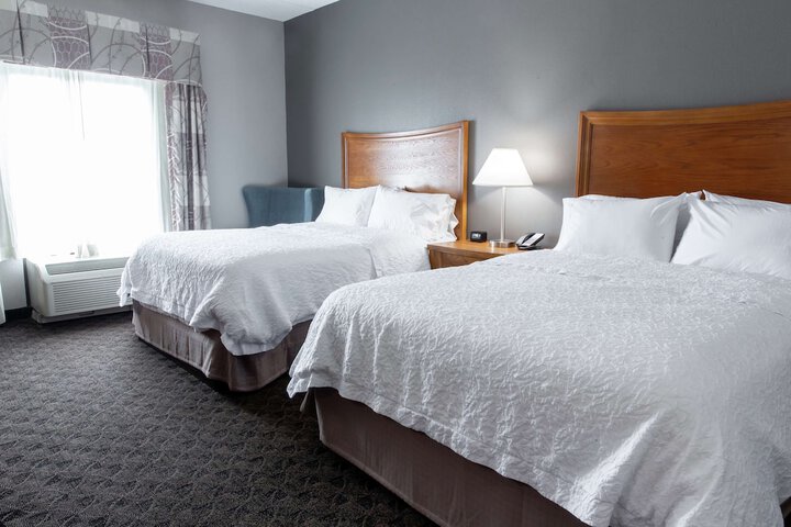 Hampton Inn & Suites Chesapeake-Square Mall Chesapeake | Bookonline.com