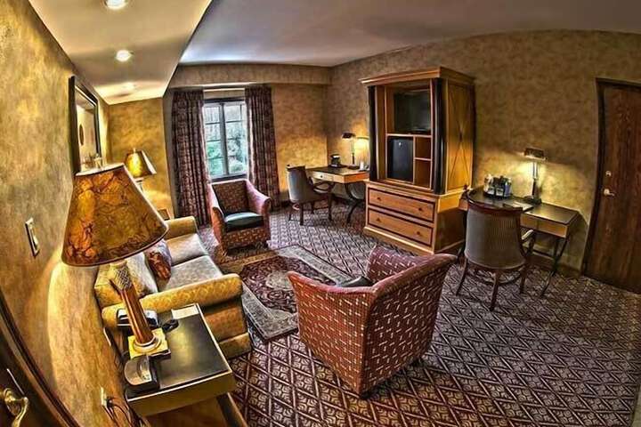 The Bertram Inn & Conf Center Trademark Collection by Wyndham Aurora ...