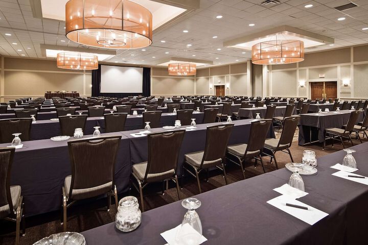Best Western Premier The Central Hotel & Conference Center Harrisburg ...