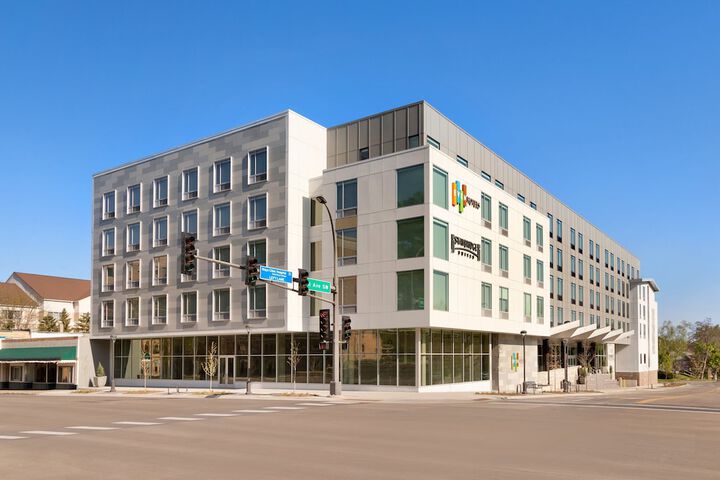 EVEN Hotel Rochester Mayo Clinic Area an IHG Hotel Rochester ...