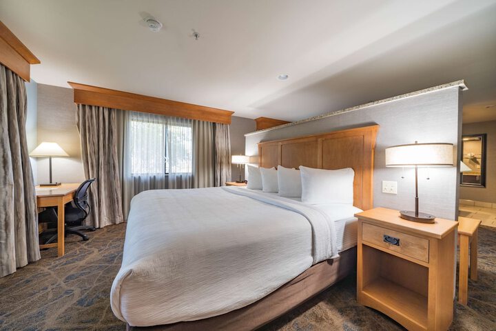 Best Western Plus GranTree Inn Bozeman | Bookonline.com