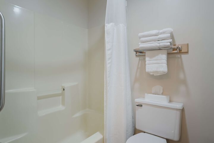 SureStay Plus Hotel by Best Western Elizabethtown Hershey Elizabethtown ...