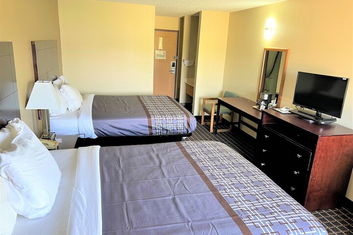 Designer Inn & Suites Toledo | Bookonline.com