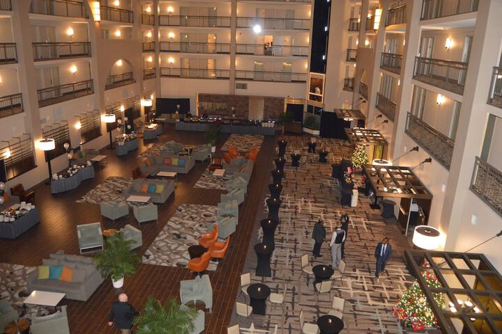 Embassy Suites by Hilton Cincinnati Northeast Blue Ash Cincinnati ...