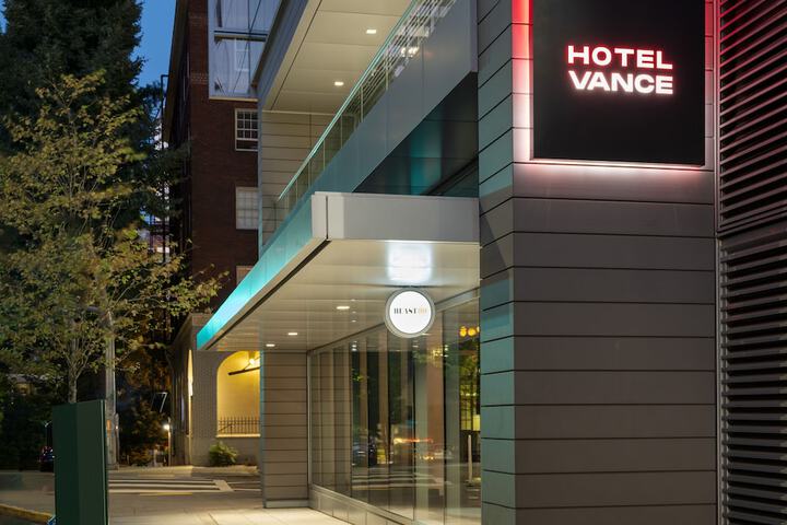 Hotel Vance Portland a Tribute Portfolio Hotel Portland | Bookonline.com