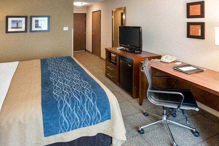 Comfort Inn West Duluth | Bookonline.com