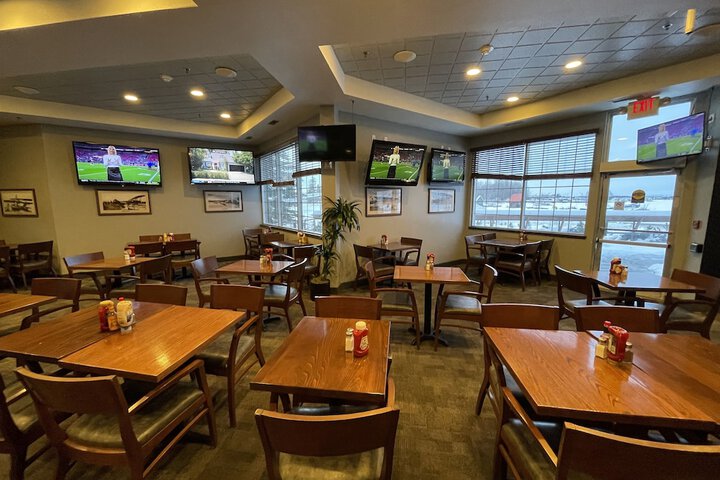 Coast Inn at Lake Hood Anchorage | Bookonline.com