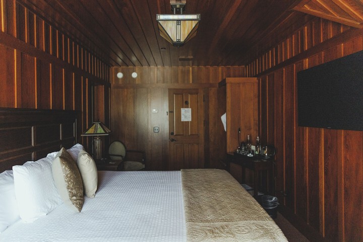 Noyo Harbor Inn Restaurant and Tavern Fort Bragg | Bookonline.com