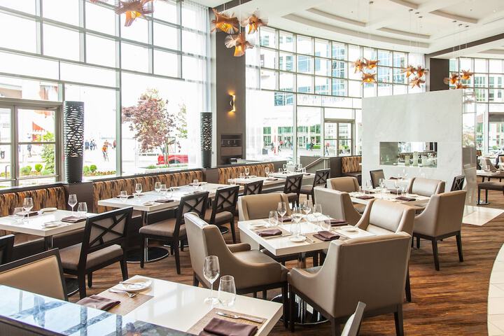 Fairmont Waterfront Vancouver | Bookonline.com