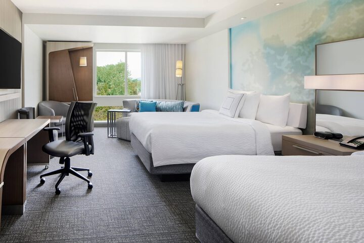 Courtyard by Marriott Wayne Fairfield Wayne | Bookonline.com