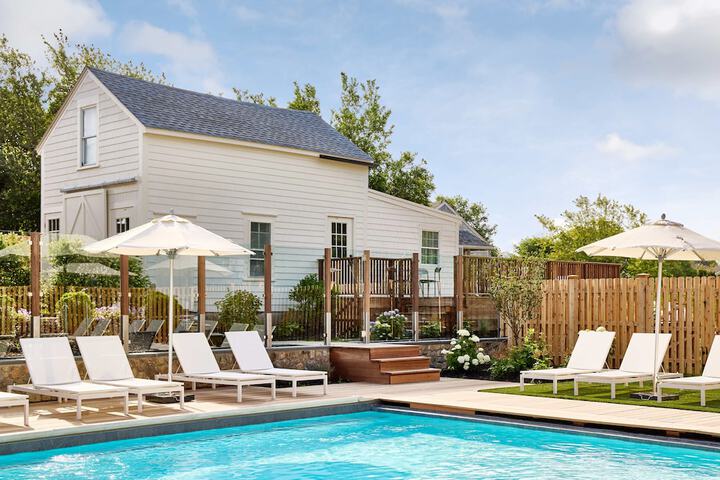 Block Island Beach House Block Island | Bookonline.com