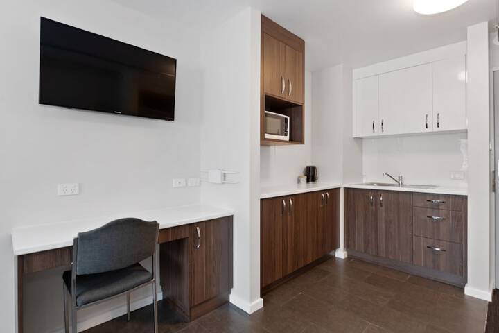 Allurity Hotel Hobart | Bookonline.com