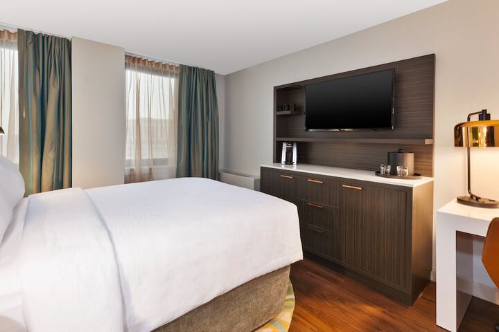 Hotel Indigo Rochester – Mayo Clinic Area an IHG Hotel Rochester ...