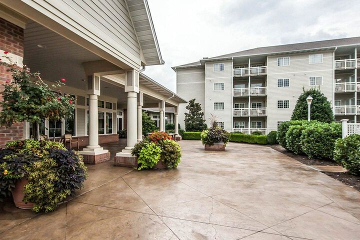 LeConte Hotel & Convention Center Ascend Hotel Collection Pigeon Forge ...