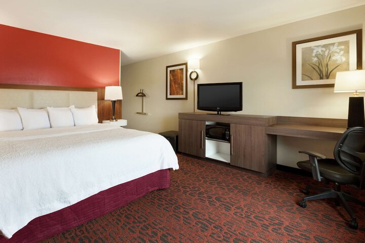 Hampton Inn Wichita Falls Sikes Senter Mall Wichita Falls | Bookonline.com