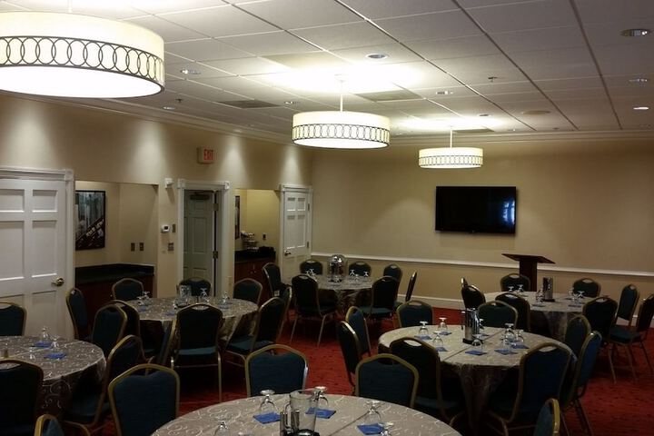 Residence Inn by Marriott Arlington at Rosslyn Arlington | Bookonline.com