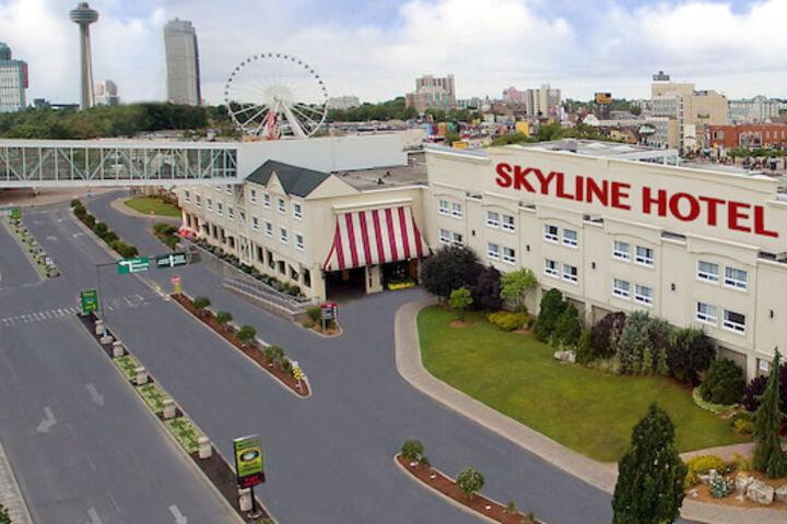 Skyline Hotel & Waterpark Niagara Falls | Bookonline.com