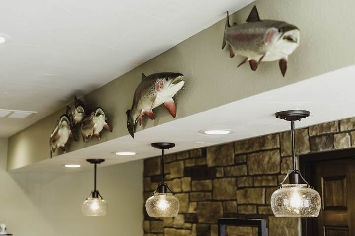 Bass Pro Shops Anglers Lodge Springfield | Bookonline.com