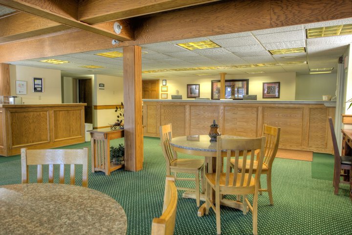 Par 5 Resort Mishicot | Bookonline.com