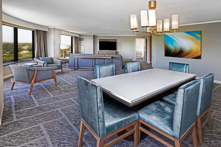 DoubleTree by Hilton Tulsa Warren Place Tulsa | Bookonline.com