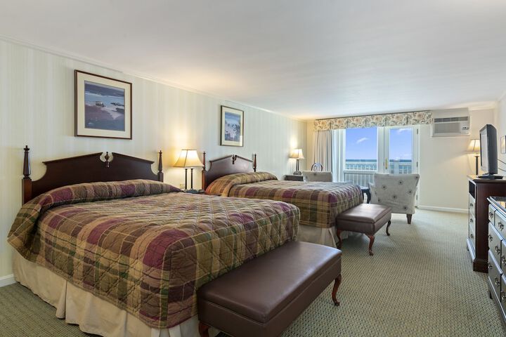 The Sparhawk Oceanfront Resort Ogunquit | Bookonline.com