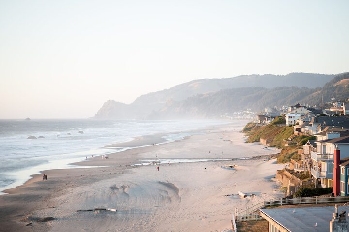 Surftides Lincoln City Lincoln City | Bookonline.com