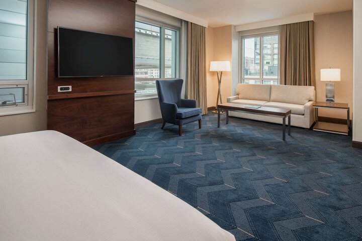 Embassy Suites by Hilton Seattle Downtown Pioneer Square Seattle ...