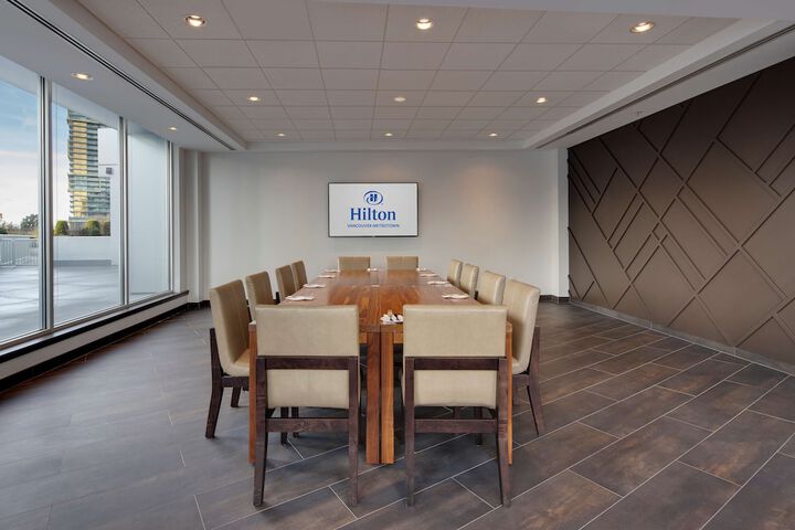 Hilton Vancouver Metrotown Burnaby | Bookonline.com