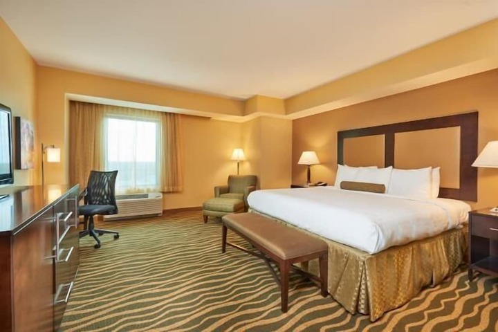Kickapoo Lucky Eagle Casino Hotel Eagle Pass | Bookonline.com