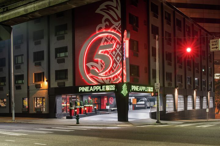 Staypineapple Hotel FIVE Downtown Seattle Seattle | Bookonline.com