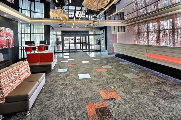 Hotel Classique Québec City | Bookonline.com