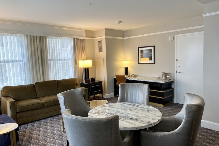 Hilton President Kansas City Kansas City | Bookonline.com