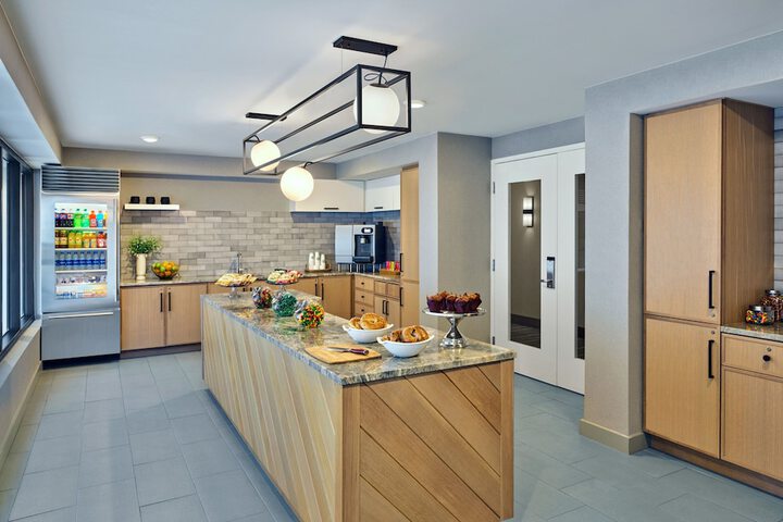 Delta Hotels by Marriott Muskegon Convention Center Muskegon ...