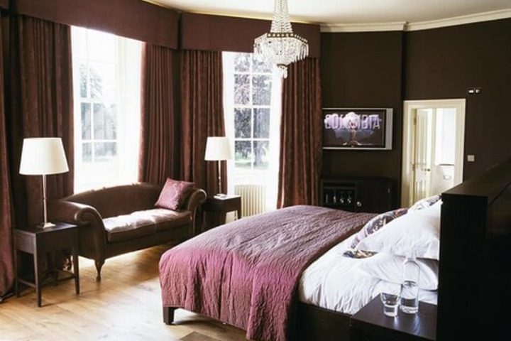 Stoke Place Hotel Slough | Bookonline.com