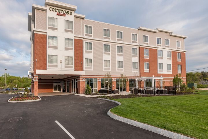 Courtyard by Marriott Boston Littleton Littleton | Bookonline.com