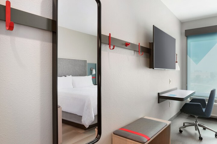 avid hotel Oklahoma City Airport an IHG Hotel Oklahoma City ...