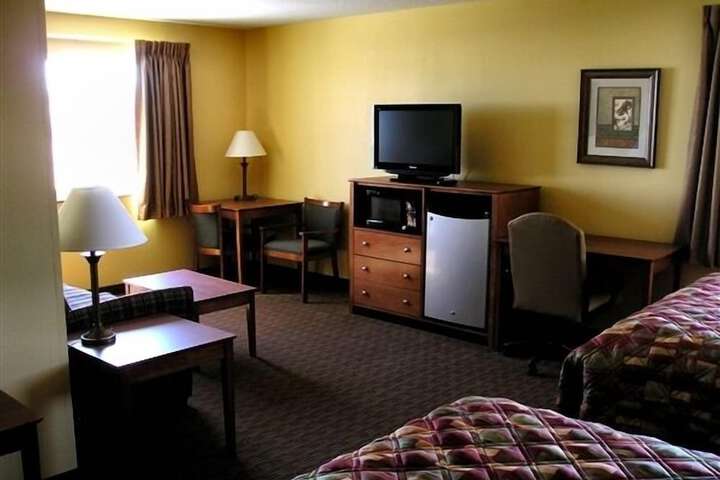 Belva Deer Inn Sigourney | Bookonline.com