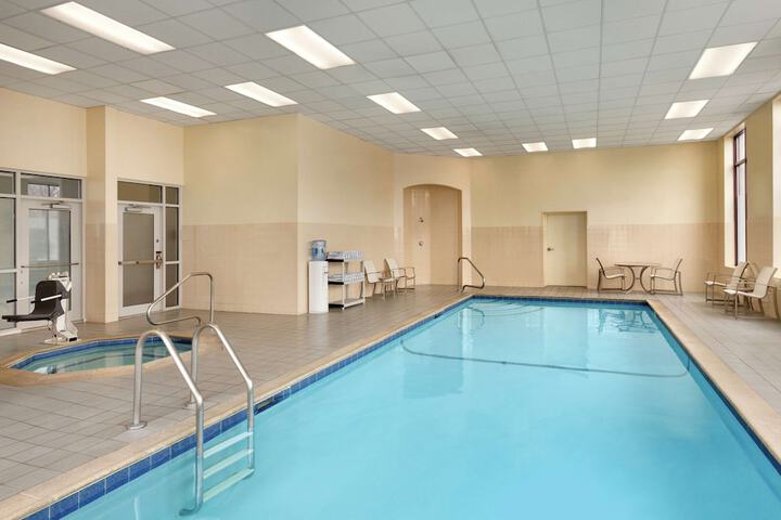 Embassy Suites Boston Logan Airport Boston | Bookonline.com