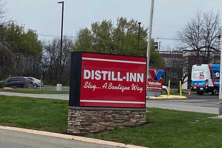 Distill Inn Bardstown | Bookonline.com