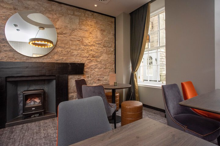 Ten Hill Place Edinburgh | Bookonline.com