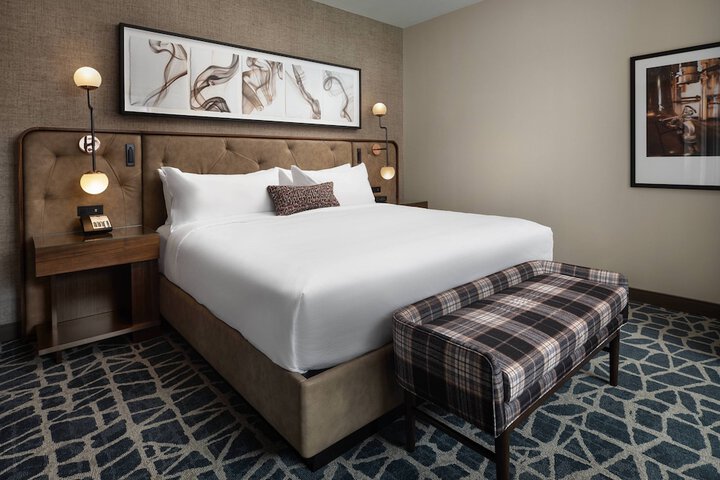 Hotel Distil Autograph Collection Louisville | Bookonline.com