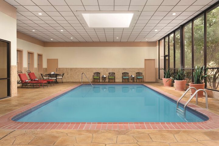 Radisson Hotel Fort Worth Fossil Creek Fort Worth | Bookonline.com
