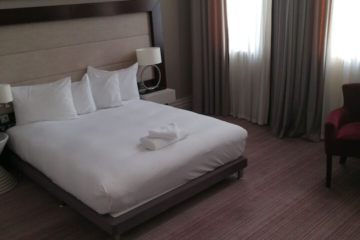 Leonardo Hotel Cardiff Formerly Jurys Inn Cardiff | Bookonline.com