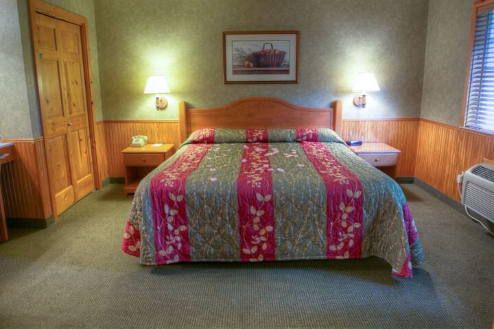 Poulsbo Inn & Suites Poulsbo | Bookonline.com