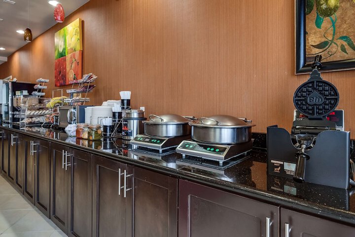 Best Western Plus Midland Suites Midland | Bookonline.com