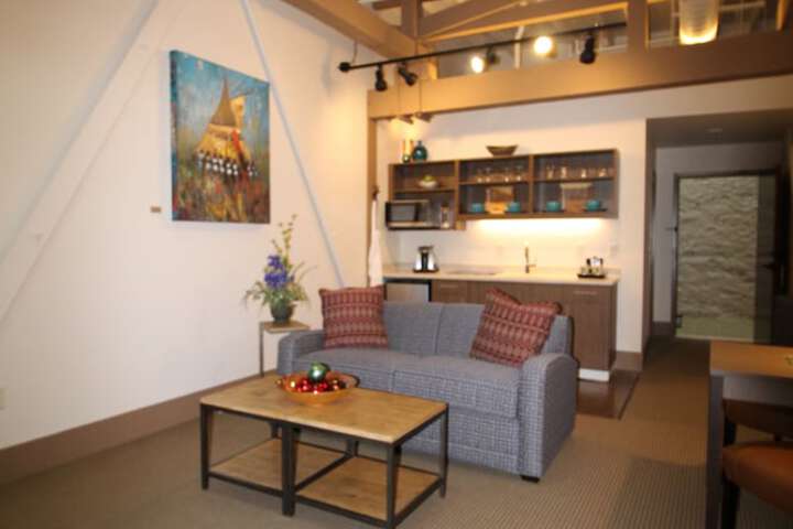 Hotel Arvon Great Falls | Bookonline.com