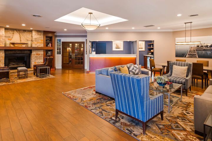 Best Western Plus White Bear Country Inn White Bear Lake | Bookonline.com
