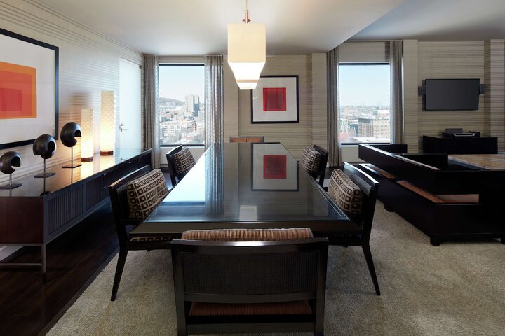 DoubleTree by Hilton Montreal Montreal | Bookonline.com