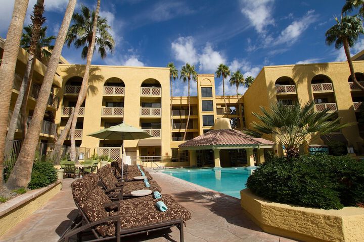 Hilton Phoenix Resort at the Peak Phoenix | Bookonline.com